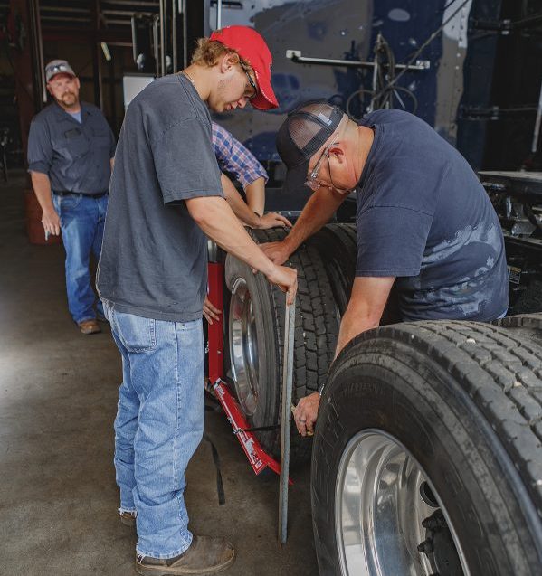 TSTC degrees keep Diesel Equipment Technology grads in demand - TSTC