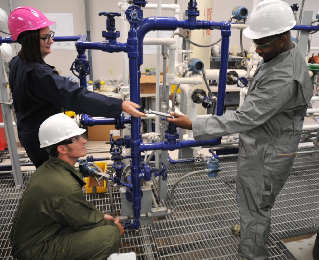 TSTC graduates needed in water, wastewater treatment fields - TSTC TSTC graduates needed in water, wastewater treatment fields - TSTC