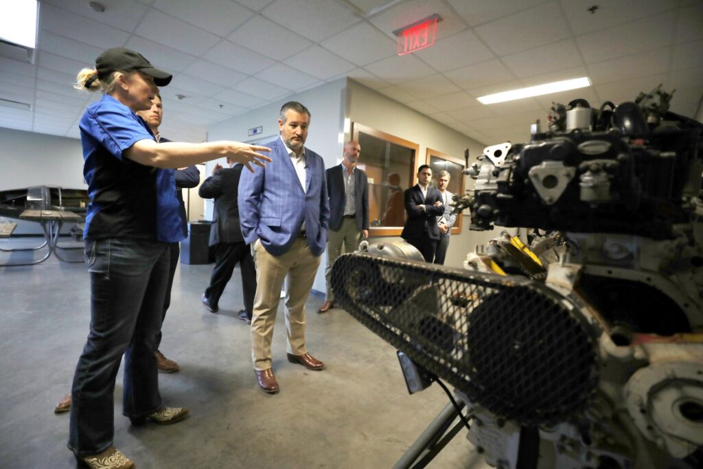 Sen. Ted Cruz gets firsthand look at TSTC's Waco campus - TSTC