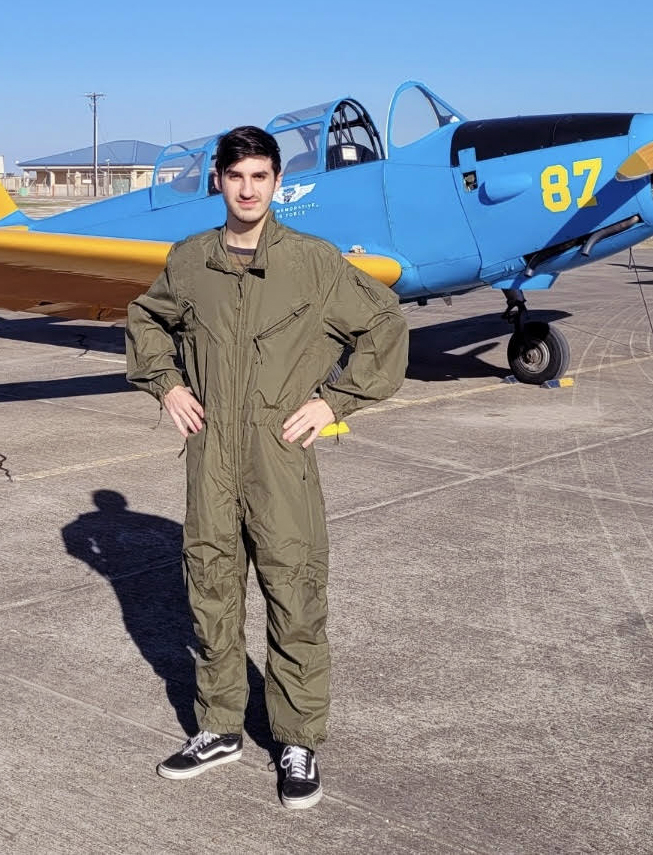 TSTC aviation maintenance student volunteers at area aircraft flying ...