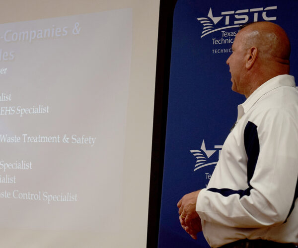 Breckenridge leaders learn about importance of TSTC program - TSTC