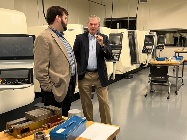 State Rep. Thompson learns about TSTC during campus tour - TSTC