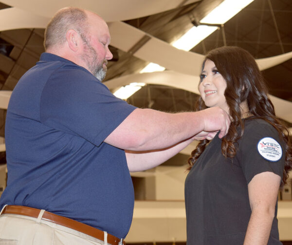TSTC honors Vocational Nursing graduates at pinning ceremony - TSTC TSTC honors Vocational Nursing graduates at pinning ceremony - TSTC
