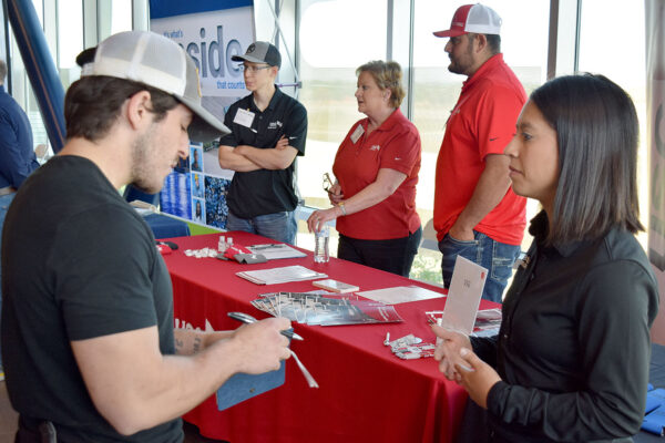 Industry Job Fair brings TSTC students, alumni, employers together - TSTC Industry Job Fair brings TSTC students, alumni, employers together - TSTC