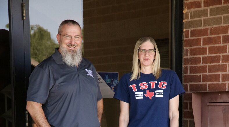 TSTC graduates return to help future generations - TSTC