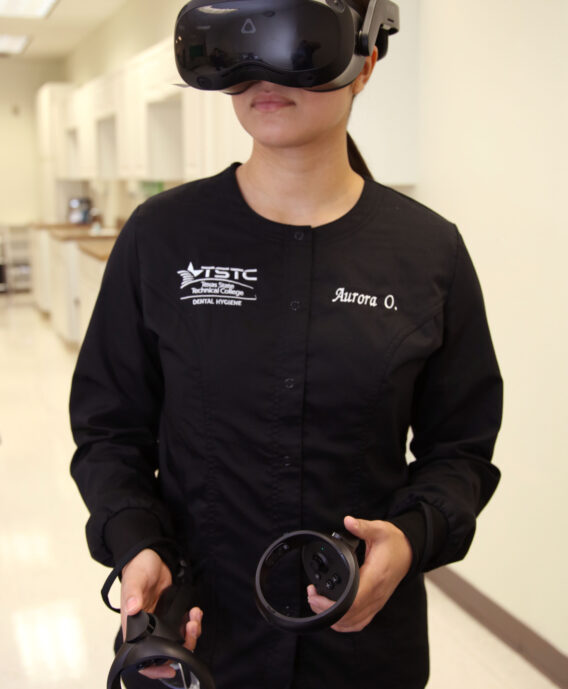 TSTC Dental Hygiene program prepares for new virtual reality - TSTC TSTC Dental Hygiene program prepares for new virtual reality - TSTC