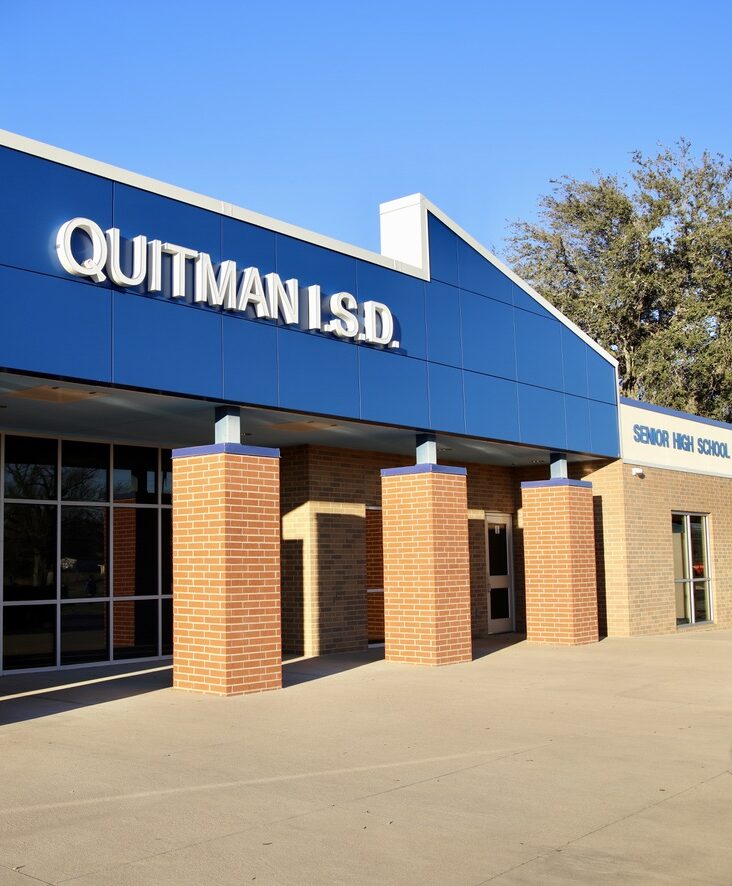 TSTC’s recruitment team visits Quitman High School to talk with students and parents - TSTC