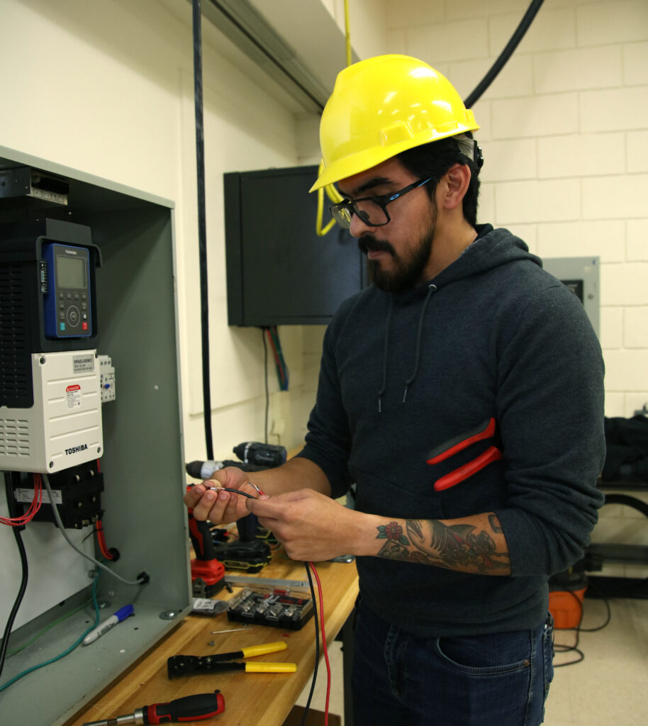 Navy veteran gets multifaceted education in TSTC’s Mechatronics ...