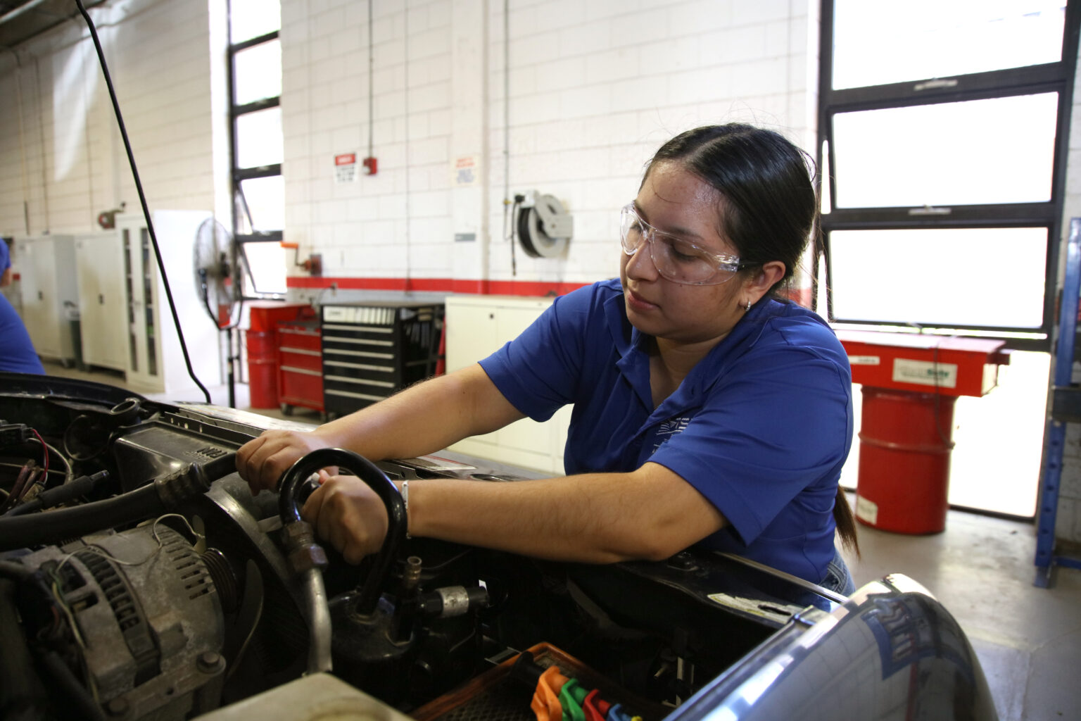 Four TSTC students look to strengthen diversity of automotive industry ...