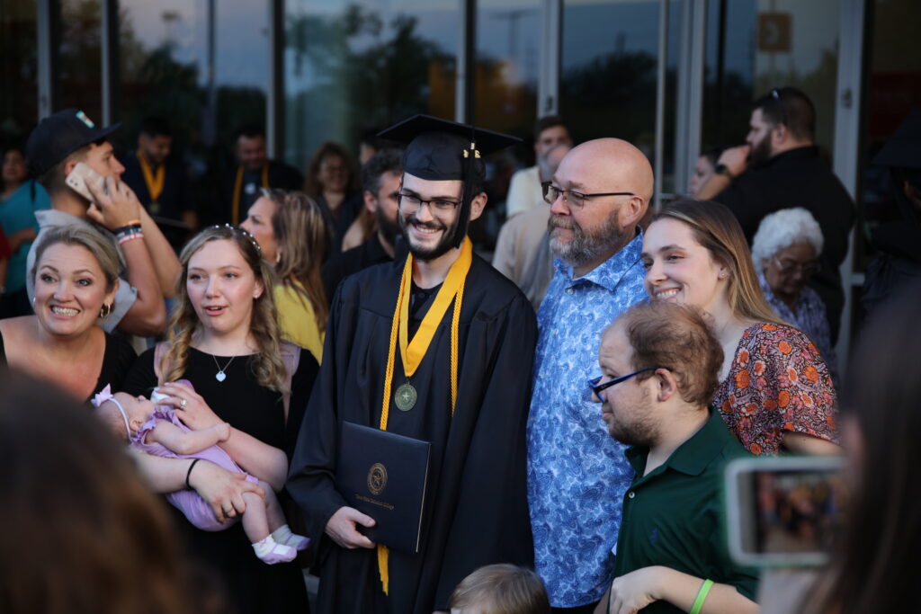 TSTC holds Summer 2024 Commencement in Fort Bend County - TSTC