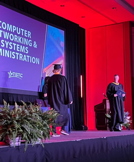 TSTC’s North Texas campus celebrates new graduates - TSTC