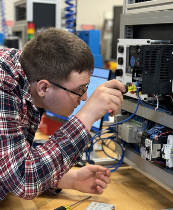 TSTC student gears up for internship at ICU Medical - TSTC