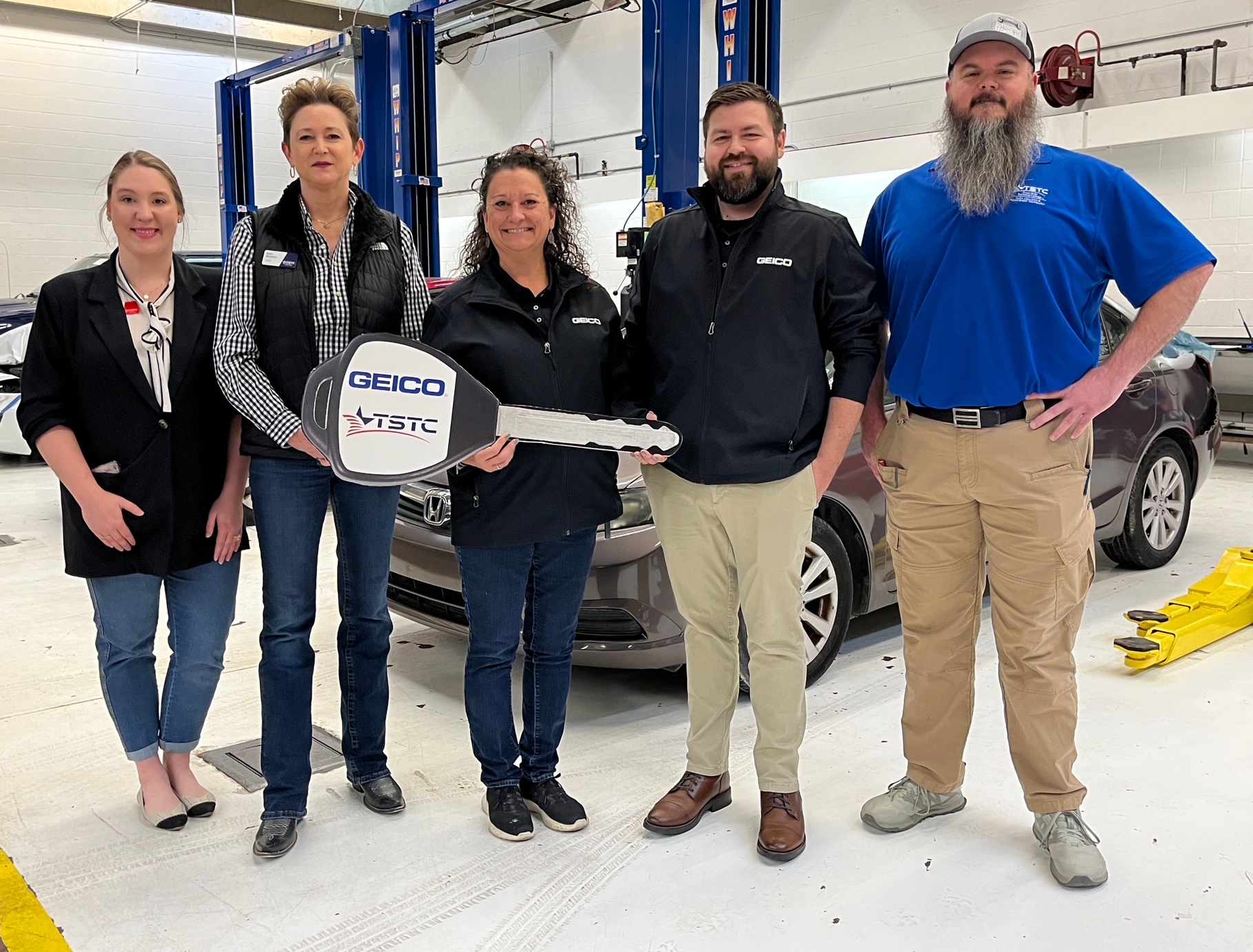 GEICO donates lab vehicles to TSTC programs - TSTC