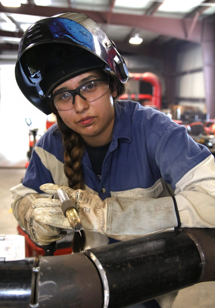 Gonzalez builds on welding roots at TSTC, follows in brother’s career ...