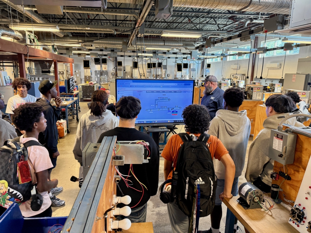 TSTC campuses commemorate Manufacturing Day - TSTC